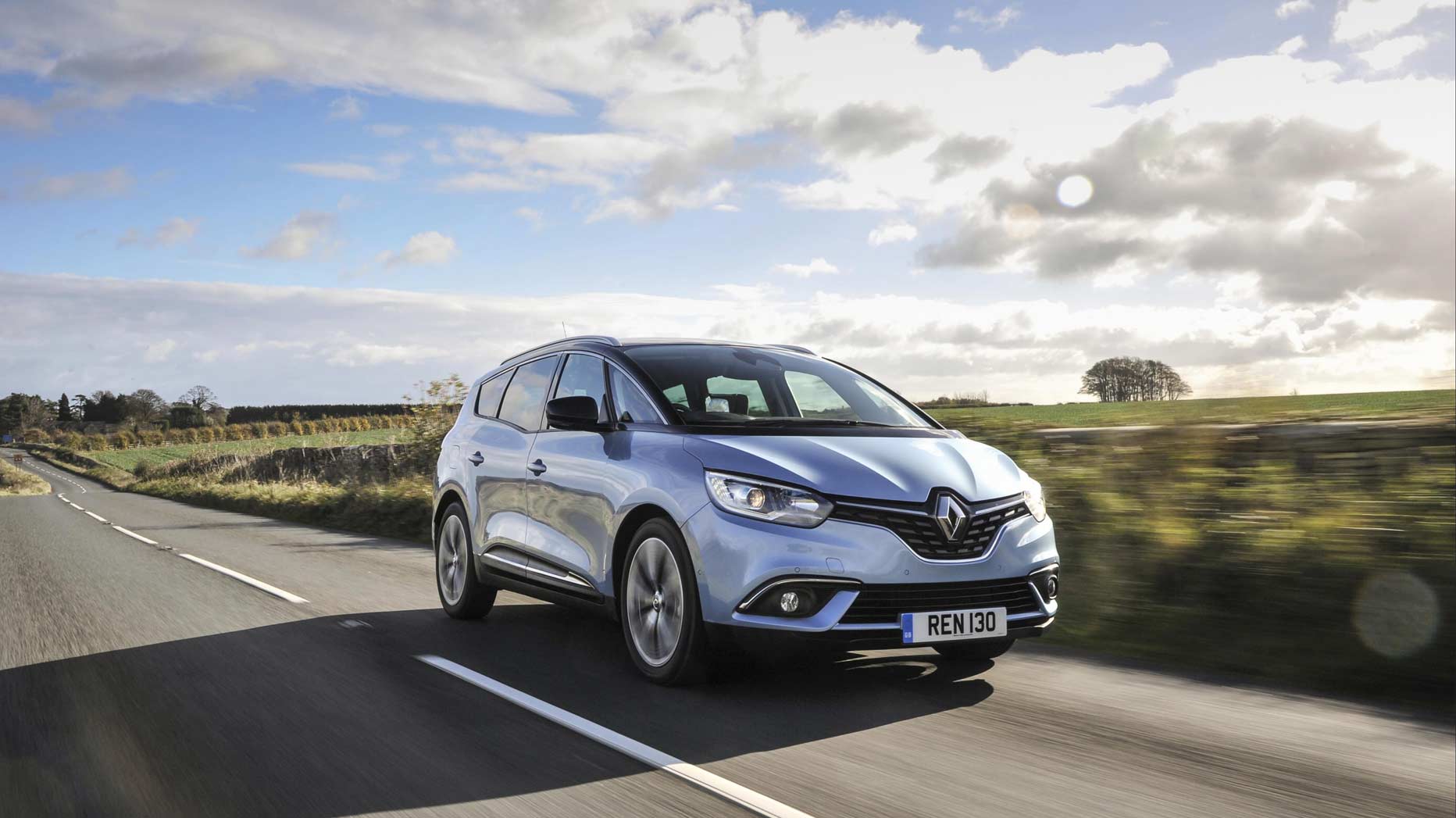 Contact Renault Pro + Centre Belfast | Charles Hurst